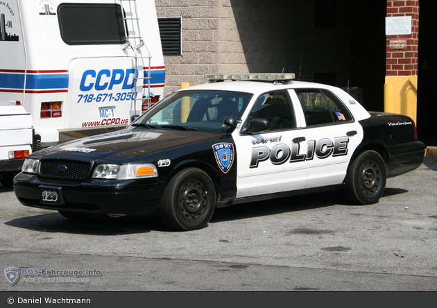 Einsatzfahrzeug Nyc Bronx Co Op City Department Of Public Safety Fustw 129 Bos